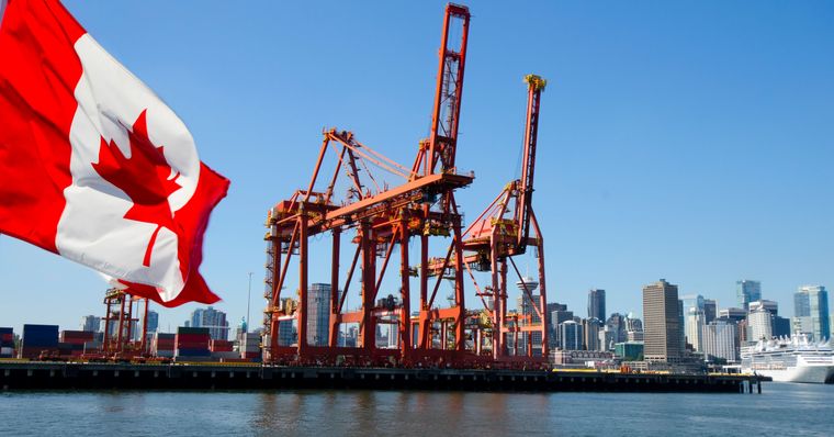 ILWU Canada workers authorize strike in landslide vote, a ‘significant ...